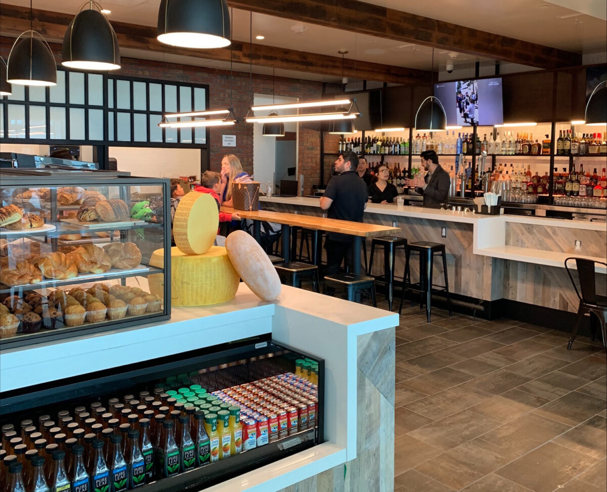 Mac + Cheese Kitchen – The Great American Comfort Food Takes Flight